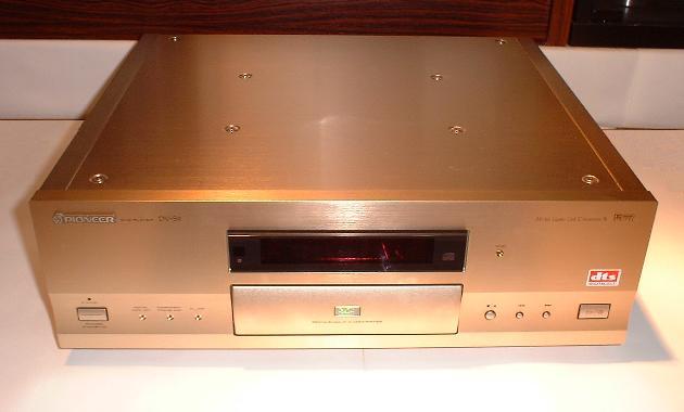 DVDが出始めた頃の名機です。 - DV-S9のレビュー | ジグソー | レビューメディア