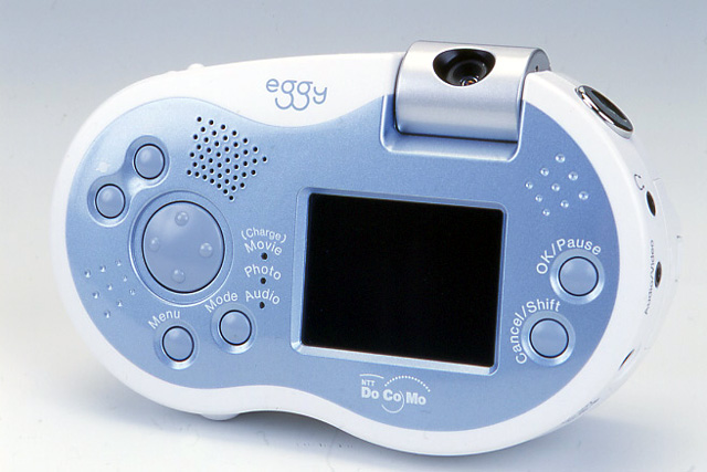SHARP + NTT DoCoMo = eggy - eggyのレビュー | ジグソー | レビューメディア