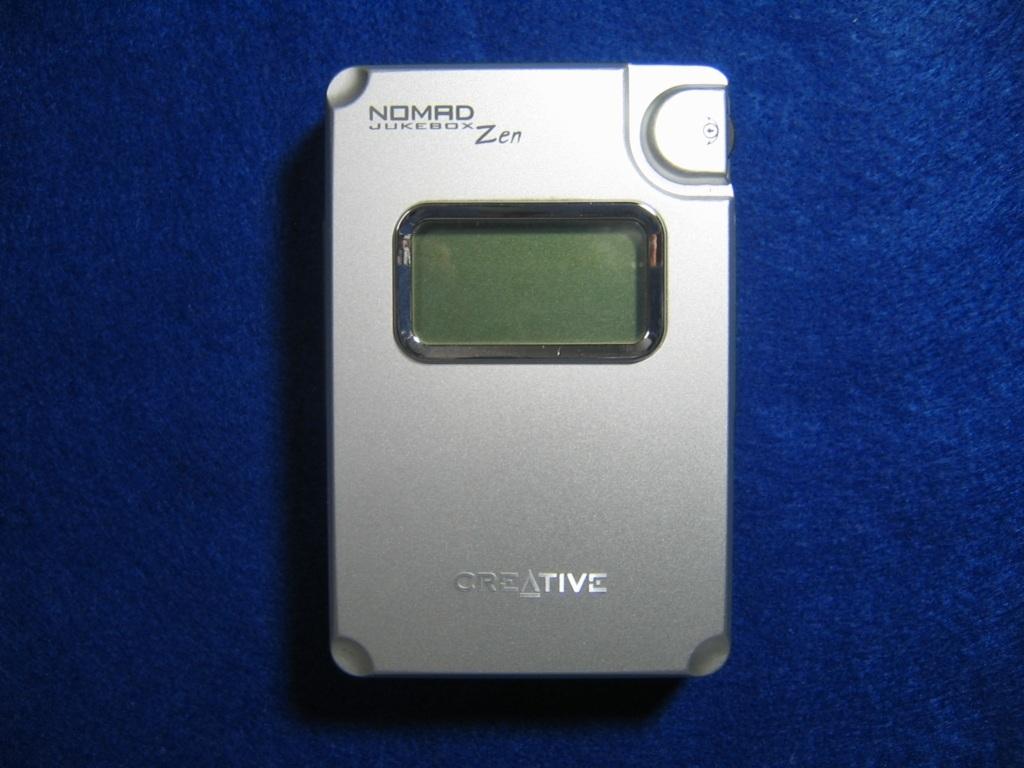 MP3プレーヤーです IPOD対抗だった？ - Creative NOMAD Jukebox Zen 20GB USB 2.0のレビュー ...