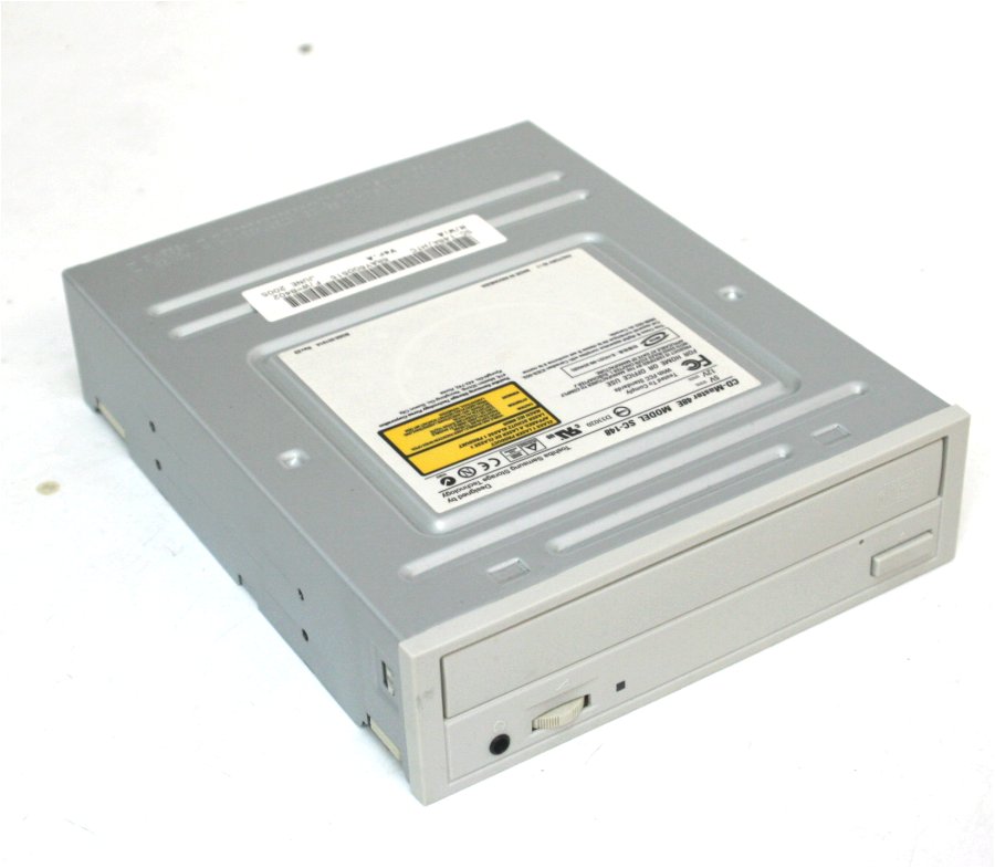 MODEL CRD-8322B - 14X-32X SPEED IDE CD-ROM DORIVEのレビュー | ジグソー | レビューメディア