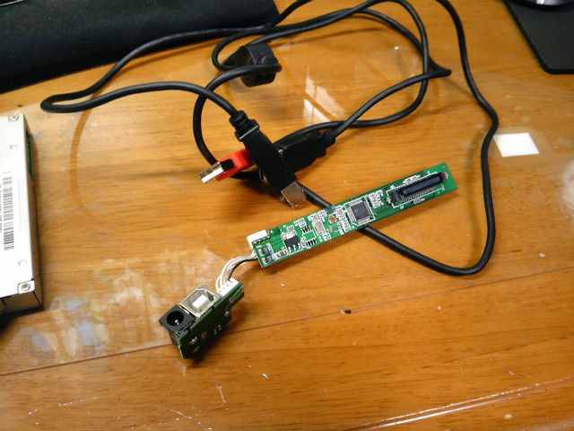 J`・ω・)It works！ - Slim ATAPI - USB変換基板 ケーブルつきのレビュー | ジグソー | レビューメディア