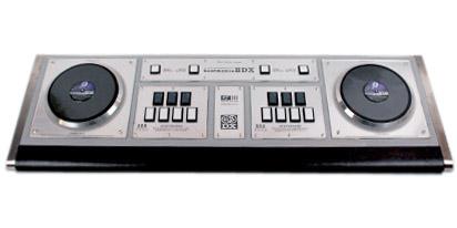 コントローラー部分まるまる再現 - DJ Dao Real Edition Doubleのレビュー | ジグソー | レビューメディア