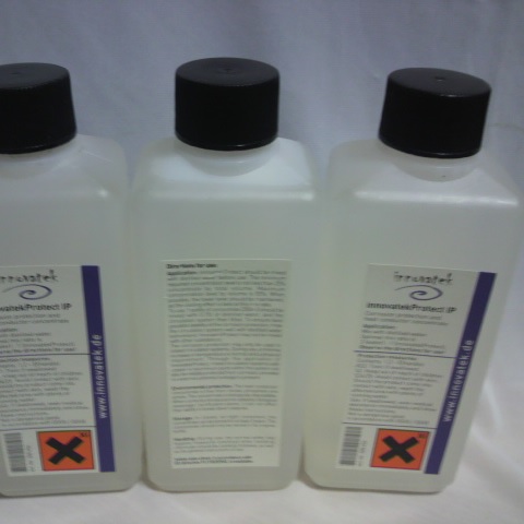 水冷用の添加剤です - innovatek Protect IPのレビュー | ジグソー | レビューメディア