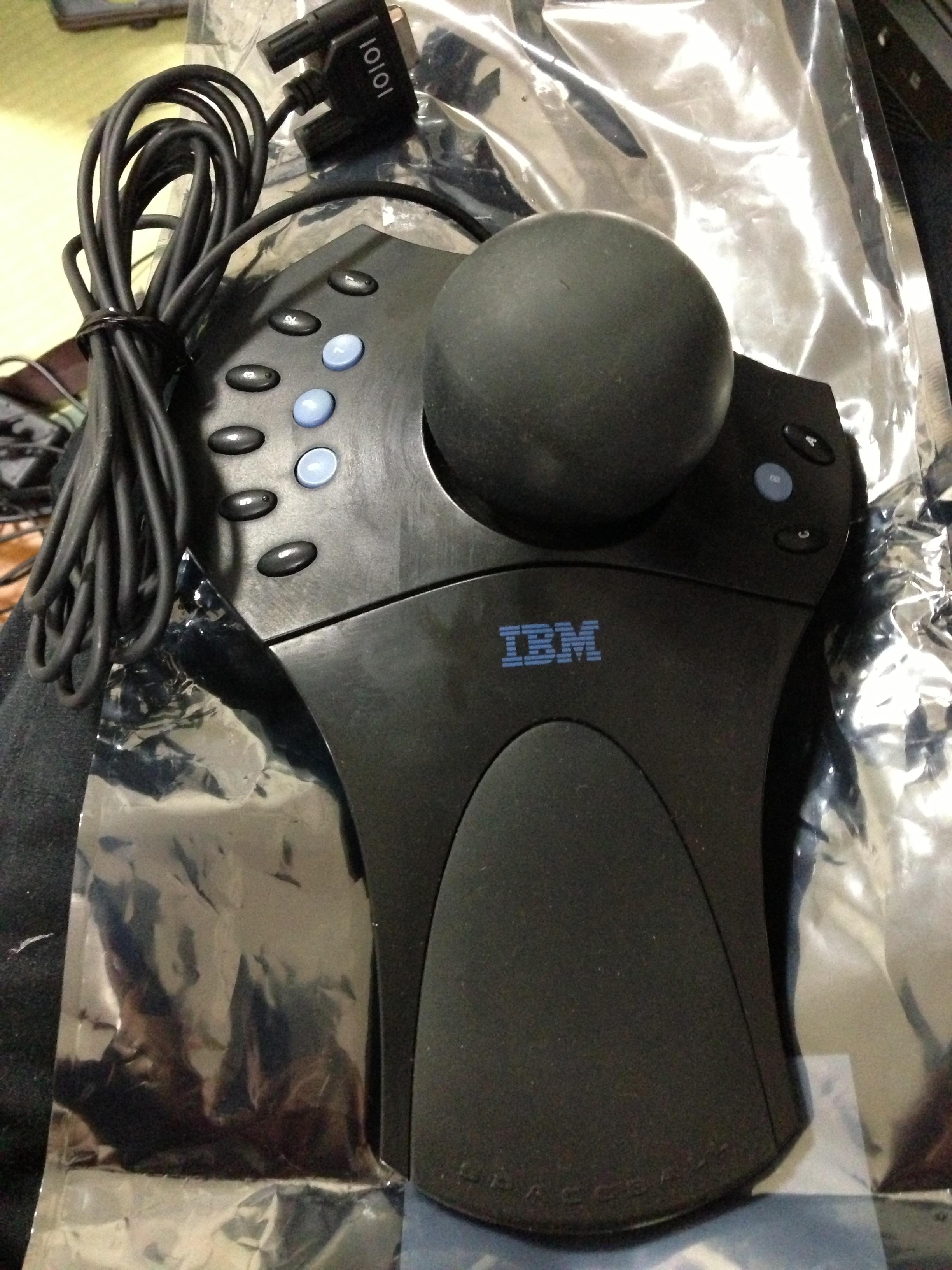 ちょっとおもしろい・・・ - IBM SPACEBALL 4000FLXのレビュー | ジグソー | レビューメディア