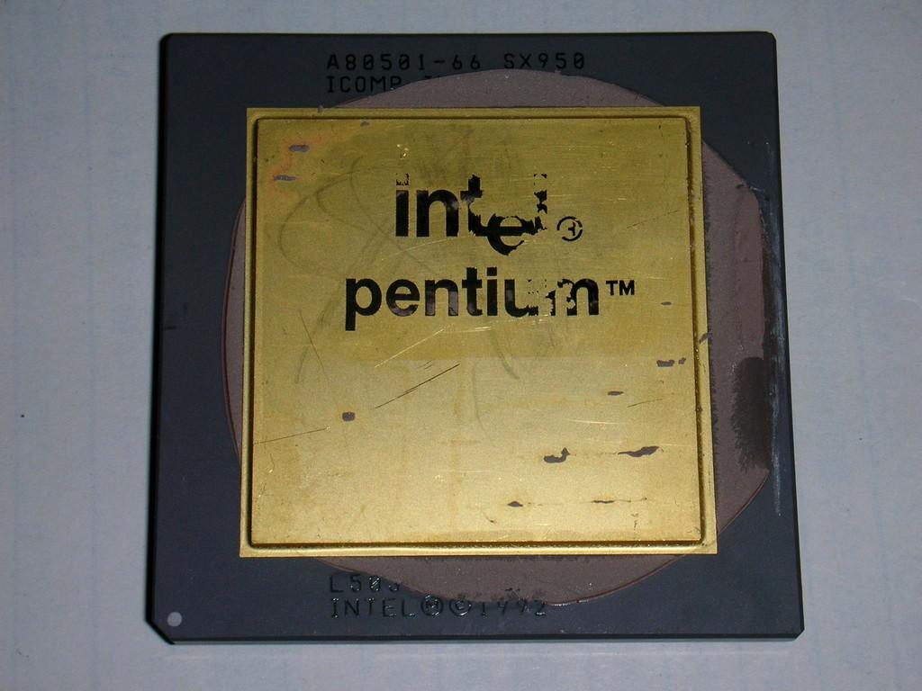 P54C？否！これが本当の初代Pentium！Socket4で5V駆動だったのです(;＝ﾟωﾟ)＝333 - Pentium 66MHzの ...