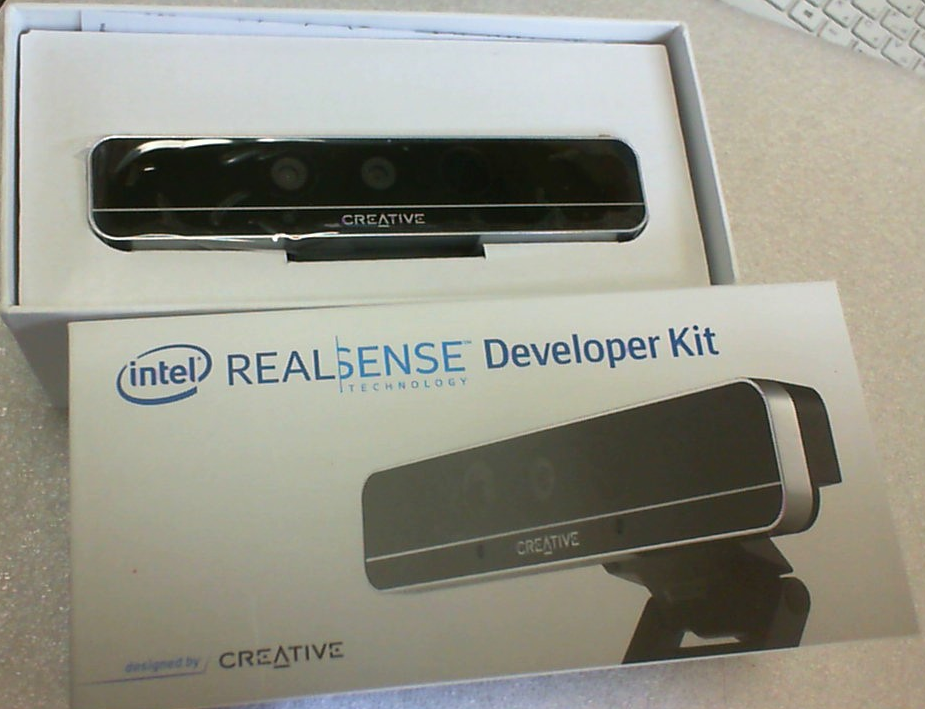 RealSenseのROSを動かしてみました - Intel REALSENSE Developer Kitのレビュー | ジグソー | レビューメディア